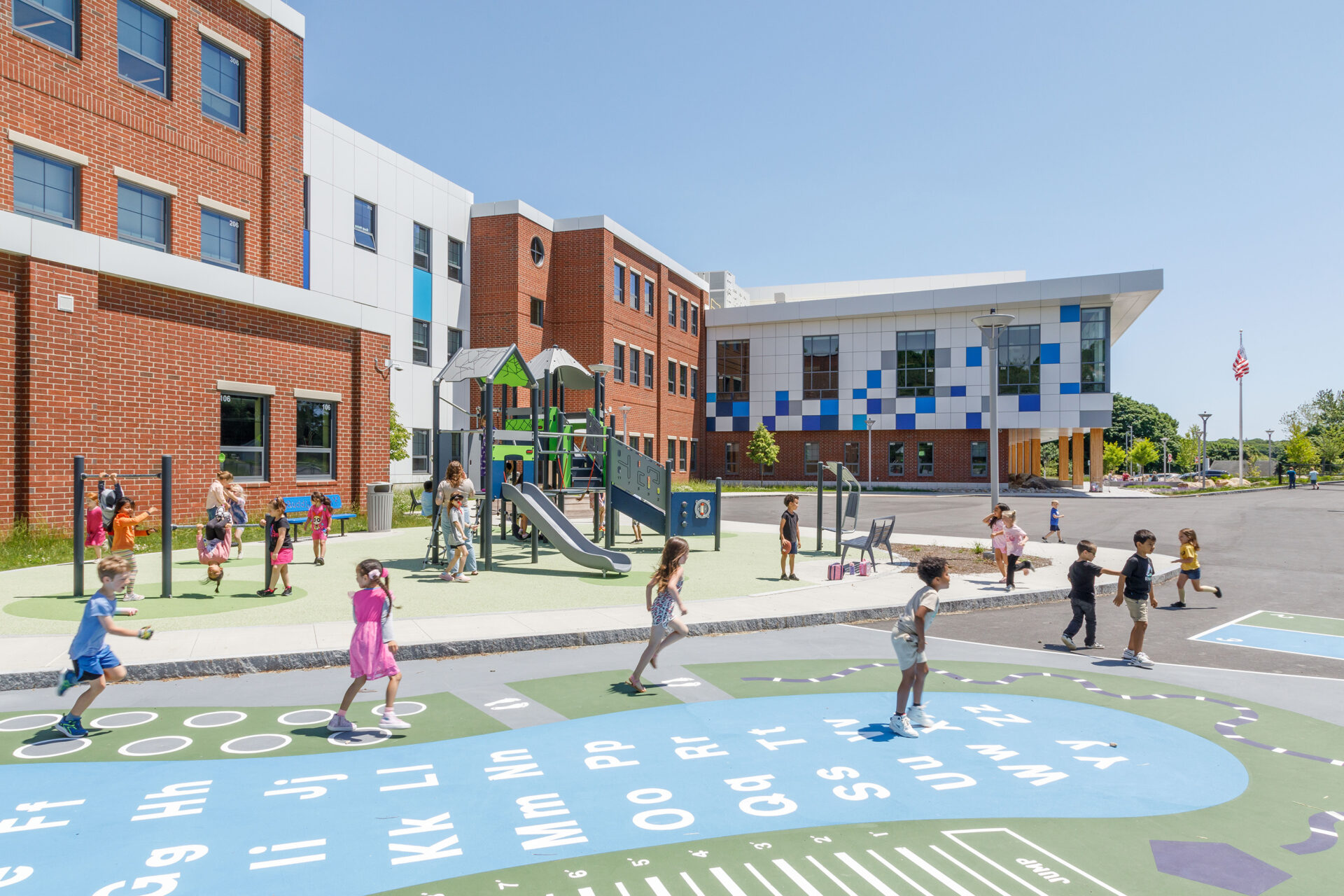 East Veterans Elementary School – Dore + Whittier