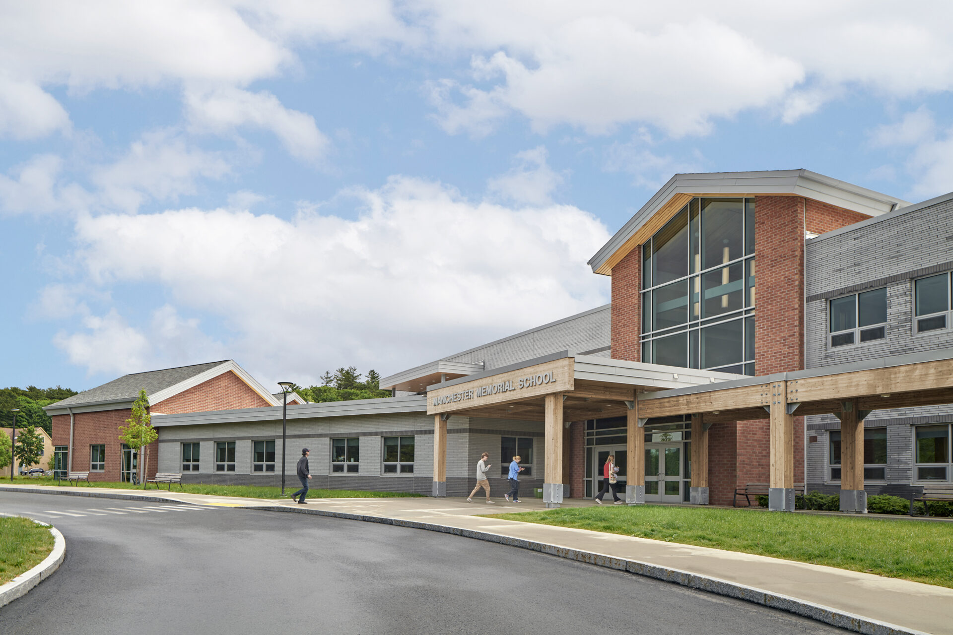 Manchester Memorial Elementary School – Dore + Whittier